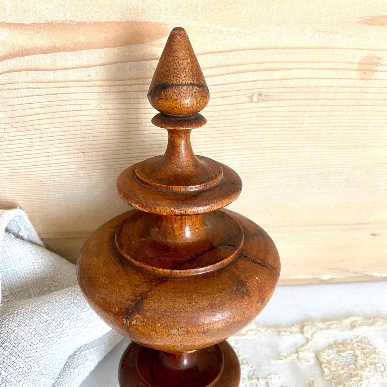 Antique turned wood finial 19th century ornament | SweetAntik